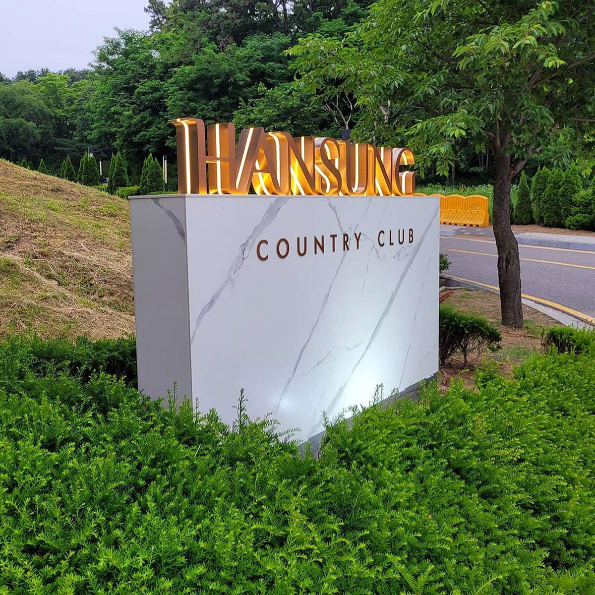 Exterior Acrylic Channel Led Letters Side Illuminated Commercial LED S ...